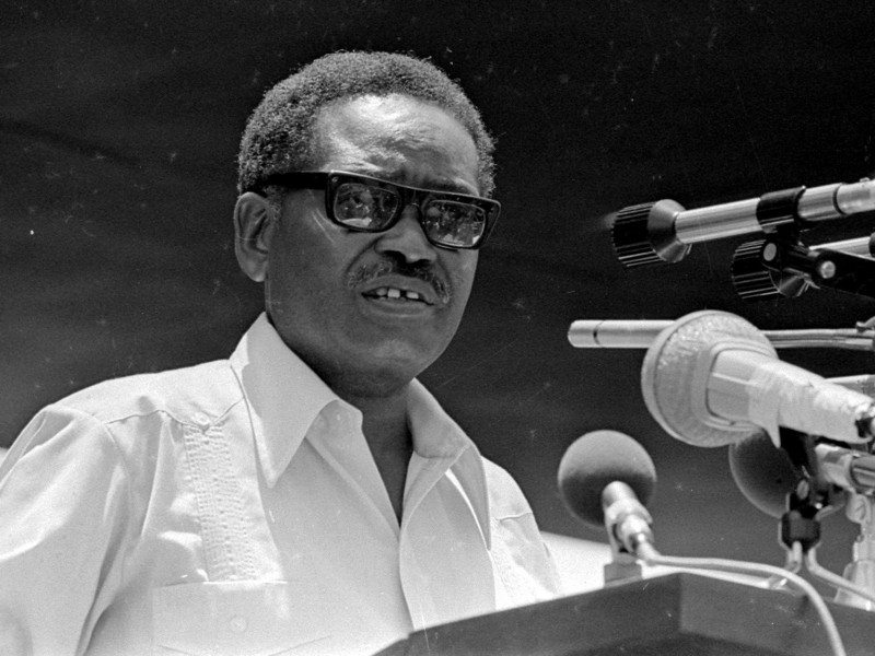 António Agostinho Neto, primeiro Presidente de Angola