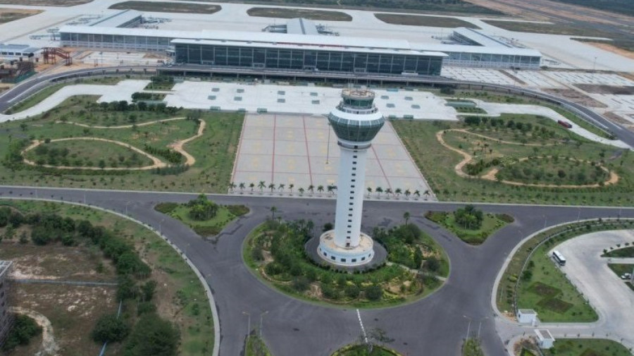 PR inaugura Aeroporto Internacional Dr. António Agostinho Neto - Angola