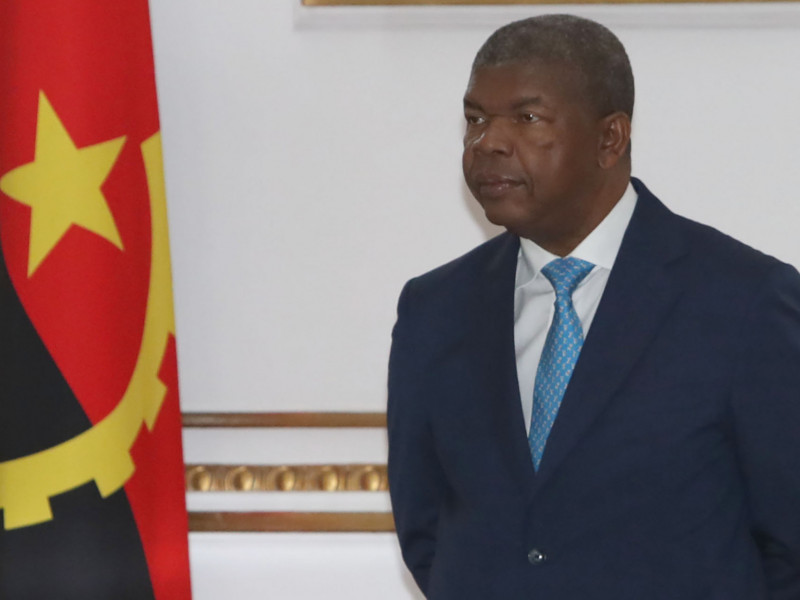 Presidente da República exonera e nomeia embaixadores - Angola Presidente da República exonera e nomeia embaixadores - Angola