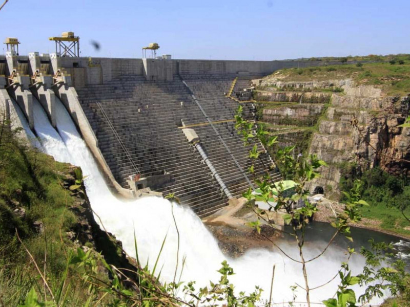 Luanda necessita mais de um milhão de metros cúbicos de Água - Angola