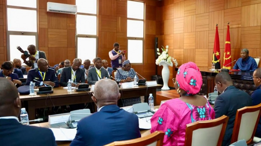 Governadora do Huambo defende revitalização do parque industrial - Angola