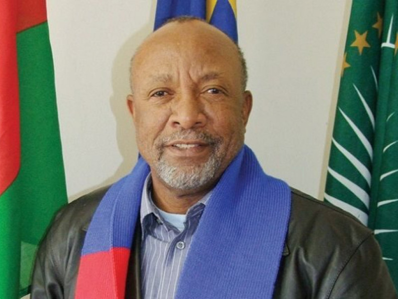 Nangolo Mbumba toma posse como Presidente da Namíbia - Angola