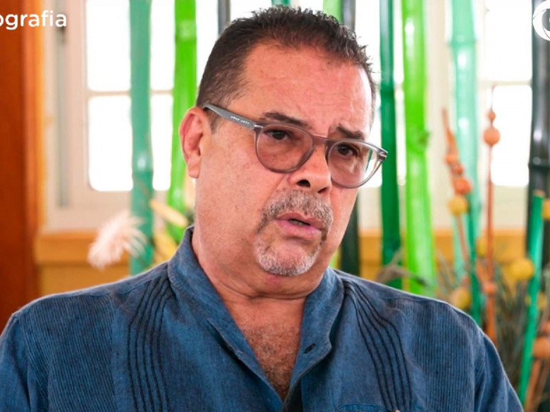 "Biografia": Carlos Lopes - Angola