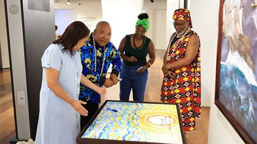 Exposição conjunta de dois artistas angolanos aberta em Luanda