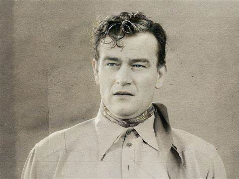 John Wayne foi actor principal em 142 filmes - Angola