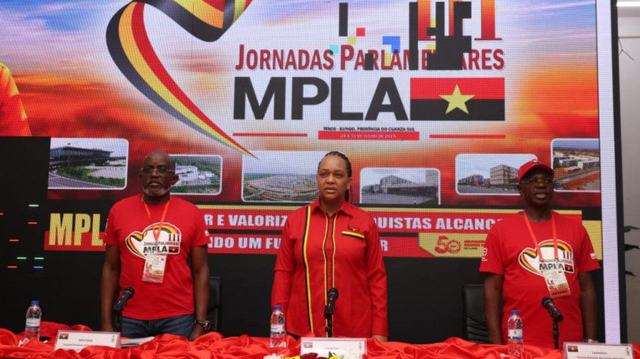 Vice-Presidente do MPLA defende que os deputados estejam activos nas comunidades - Angola