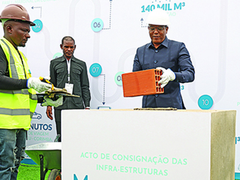 Empresa portuguesa responsável pela construção da marginal da Corimba ...