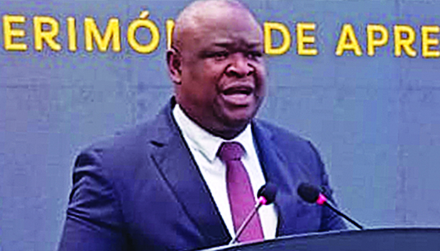 Ministro do Interior pede reforço do controlo do trânsito - Angola