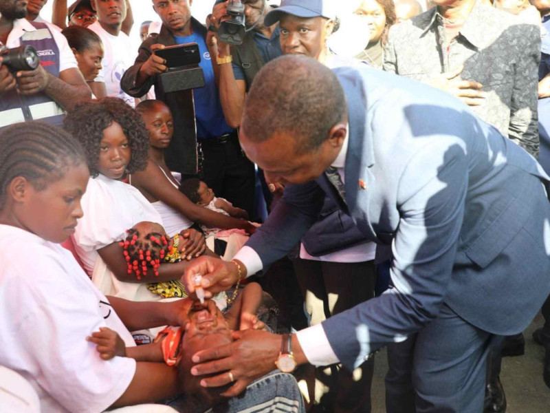 Angola e RDC reforçam campanha contra poliomielite